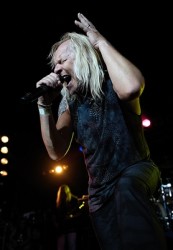 Interview with Bernie Shaw (Vocals) (Uriah Heep)Interview with Bernie ...