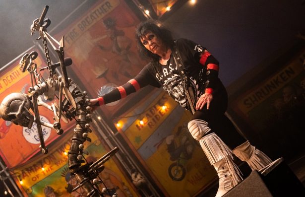 Machine Head – Unto The Locust ReviewMachine Head - Unto The Locust Review