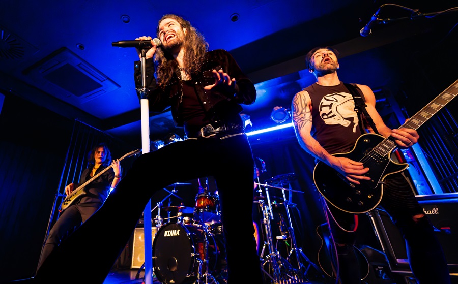 Dan Byrne Captivates The 02 Islington with A Heartfelt and Stunning ...