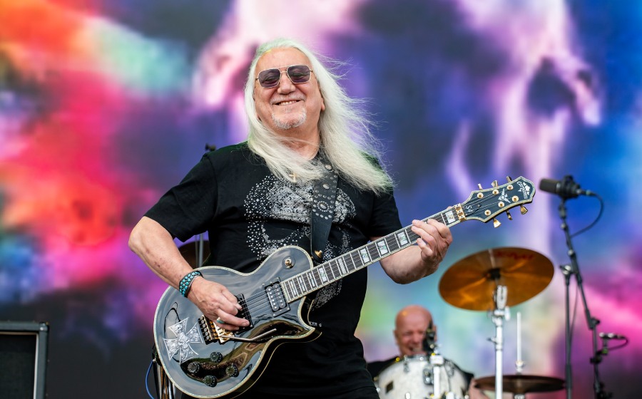 An Interview with Mick Box: The Last Standing Member of Uriah Heep’s ...